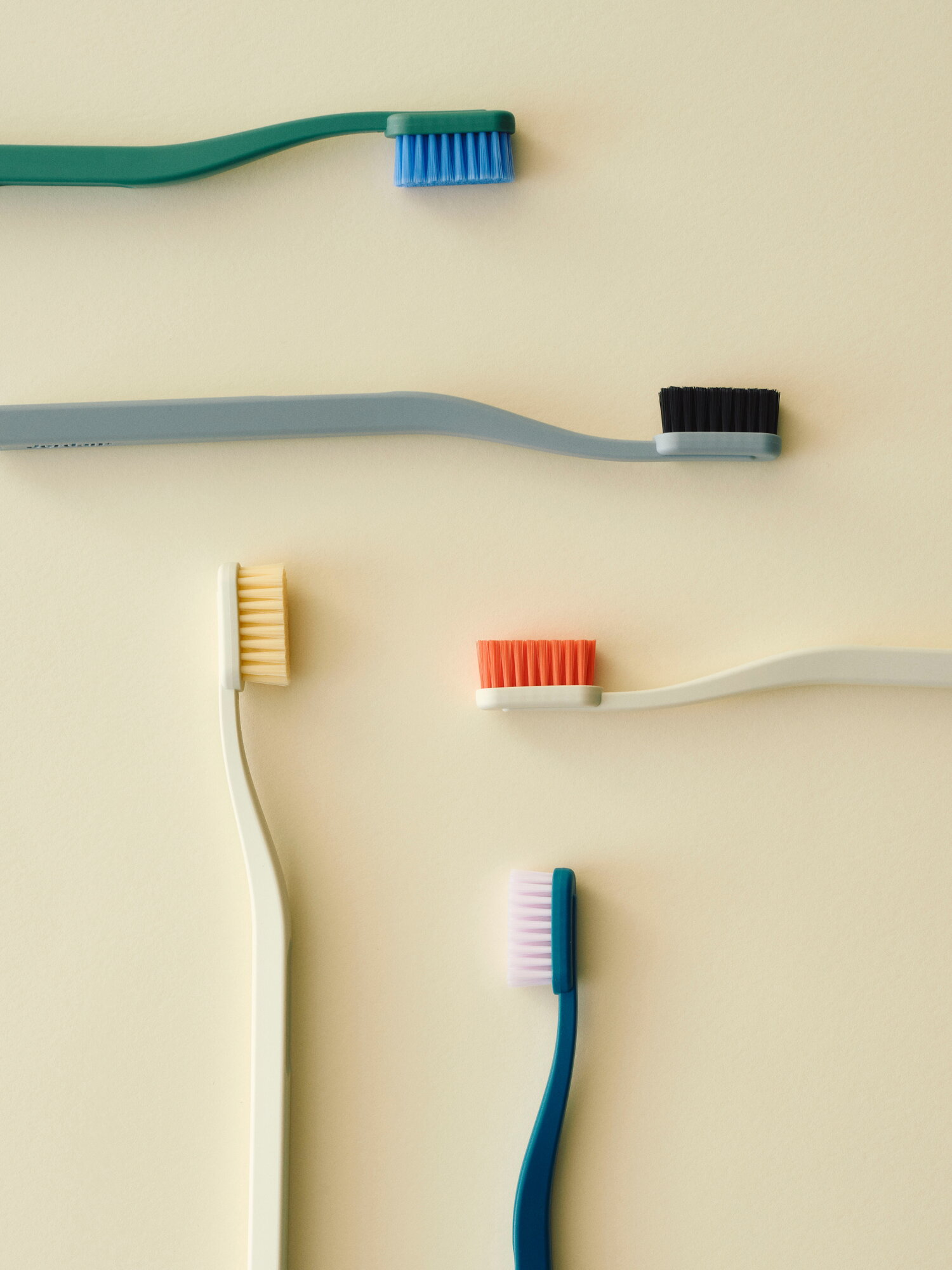 HAY Tann toothbrush, blue grey - black | Finnish Design Shop