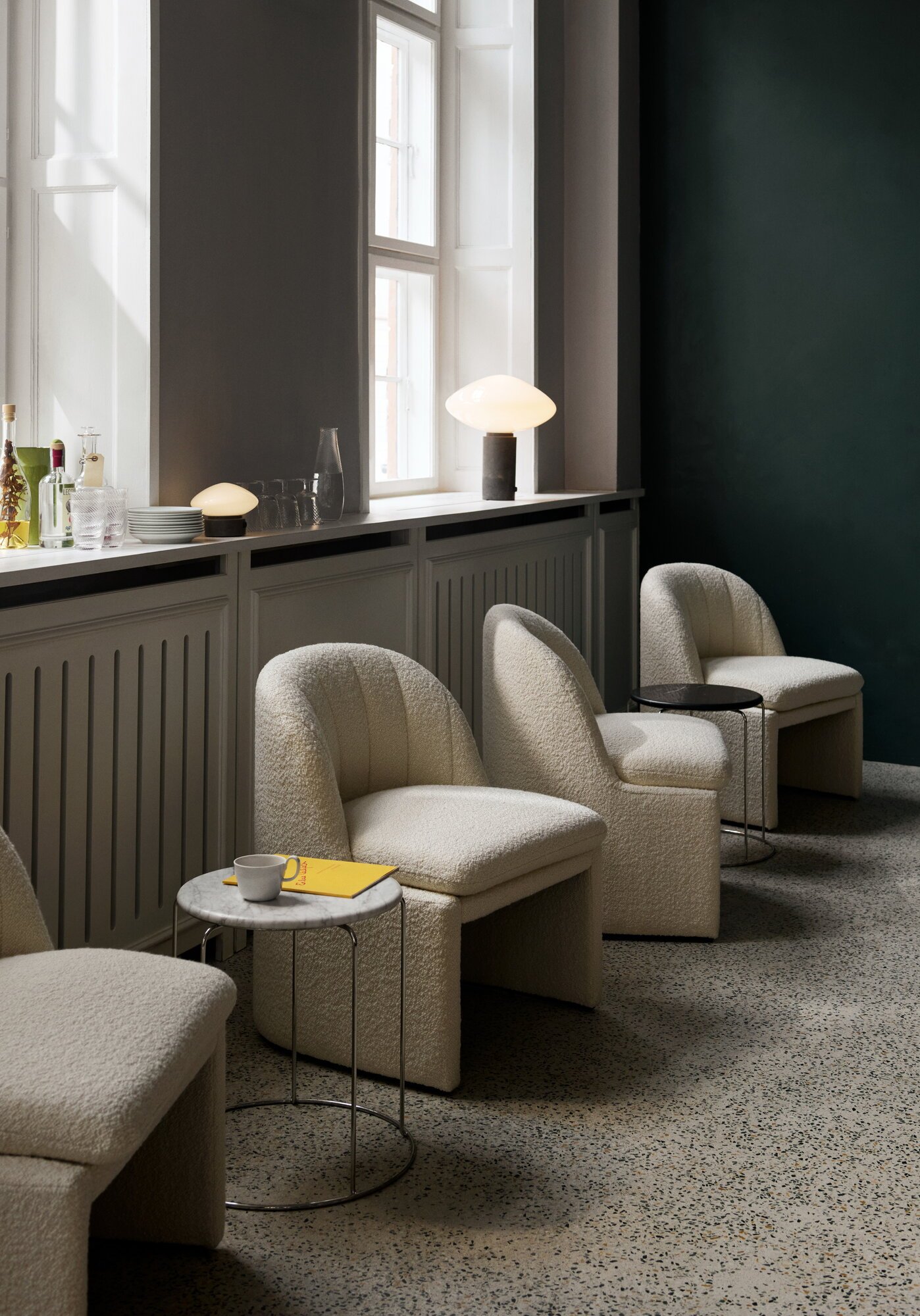 &Tradition Mist ladattava valaisin AP21, Grigio Caldo marmori ...