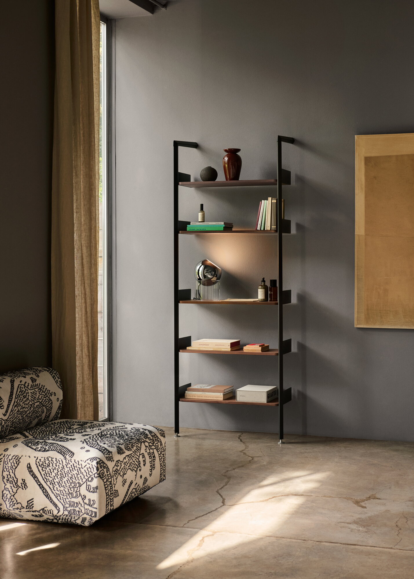 &Tradition Rombe IF1 shelf, anthracite - walnut | Finnish Design Shop