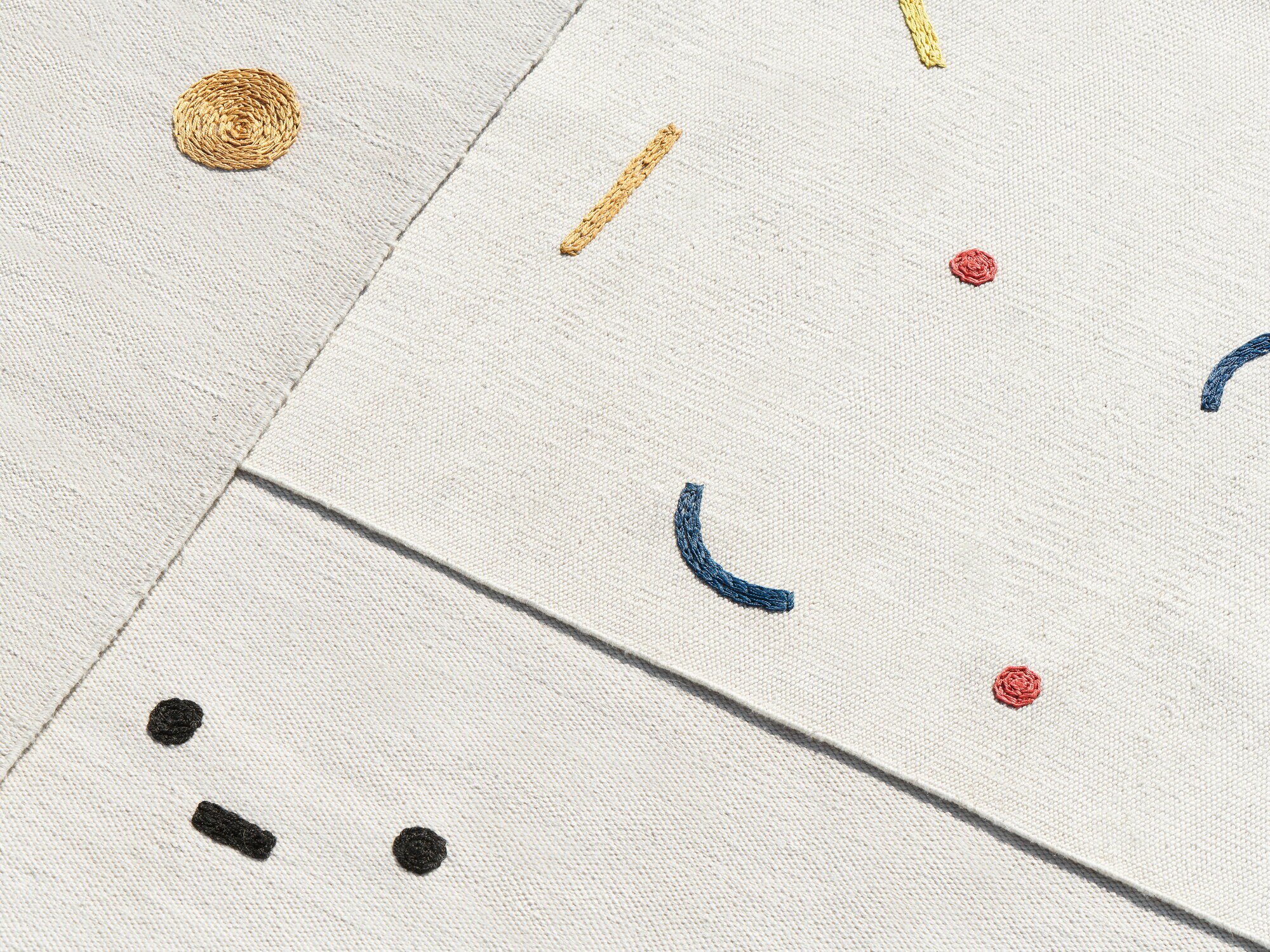 MUM's Ajattelija rug | Finnish Design Shop UK