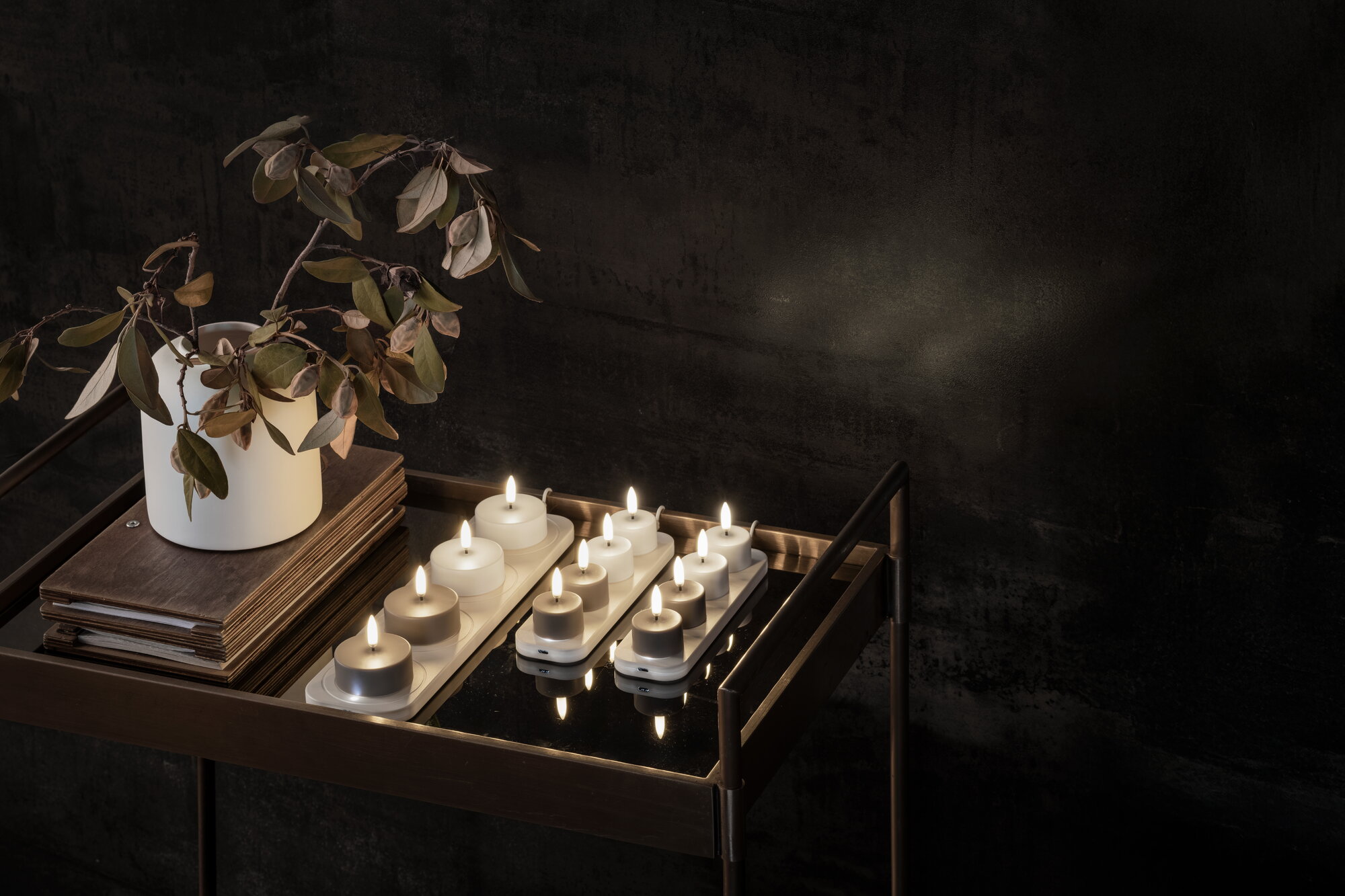 Uyuni Lighting Ladattava LED maxi lämpökynttilä, 6 x 2,3 cm, white plain, 2 kpl | Finnish Design ...