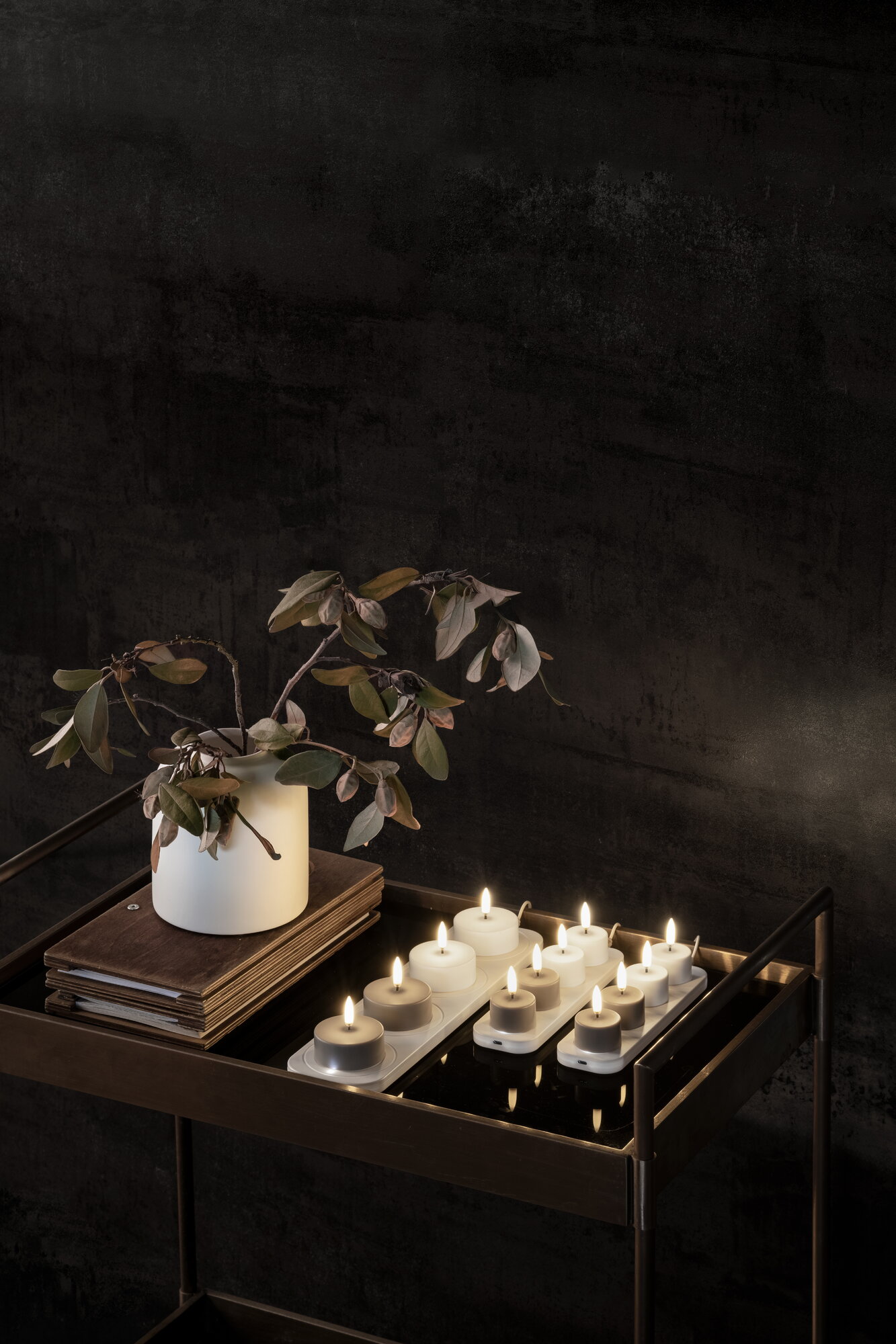 Uyuni Lighting Rechargeable LED maxi tealight candle, 6 x 2,3 cm, white ...