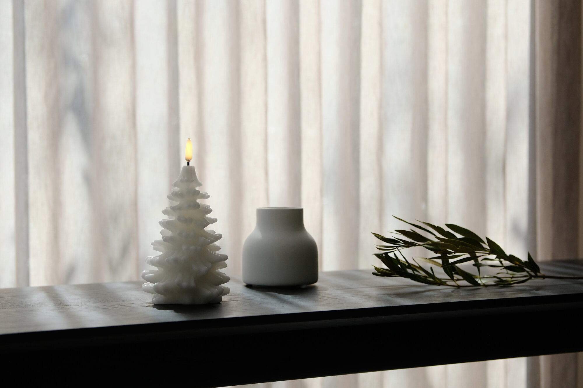Uyuni Lighting LED Christmas tree candle, 10 x 15 cm, nordic white ...
