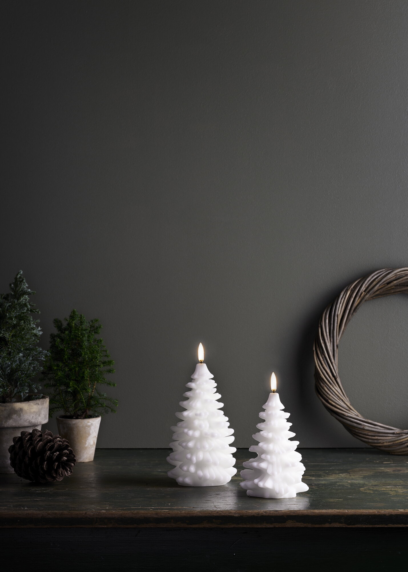 Uyuni Lighting LED Christmas tree candle, 10 x 15 cm, nordic white ...