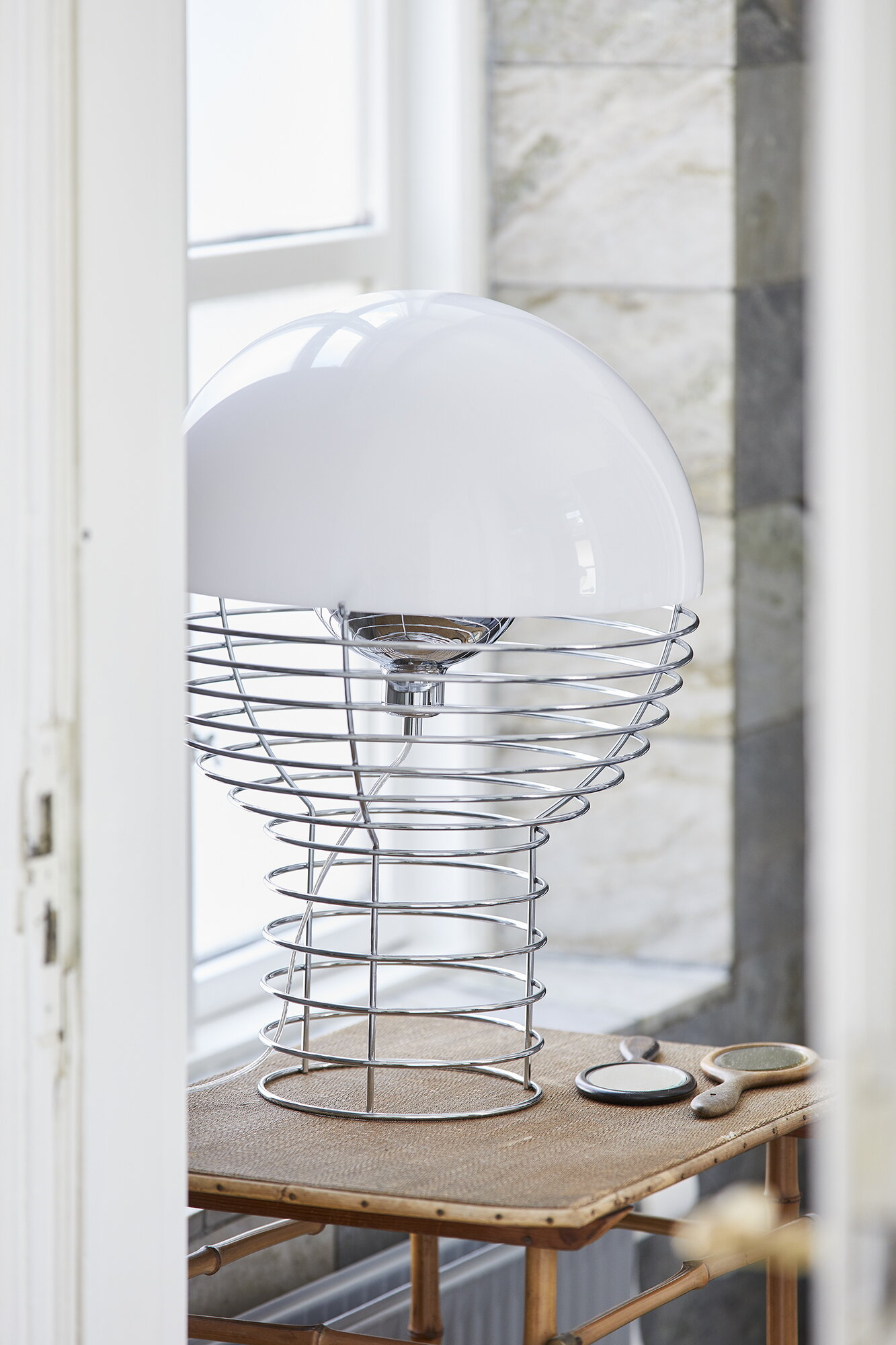 Verpan Wire table lamp, white | Finnish Design Shop