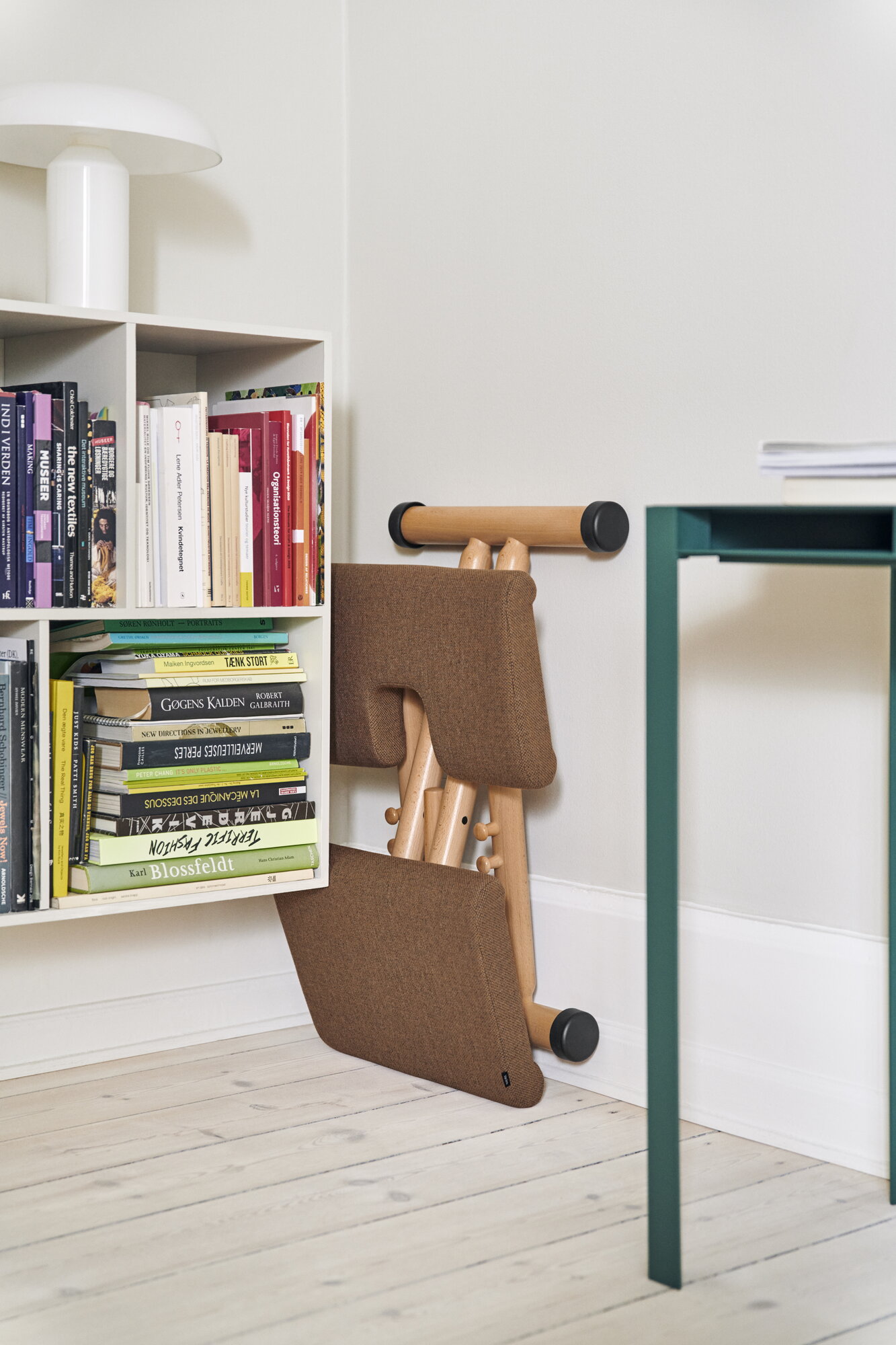 Varier Multi kneeling chair, natural beech - Revive 194 | Finnish ...