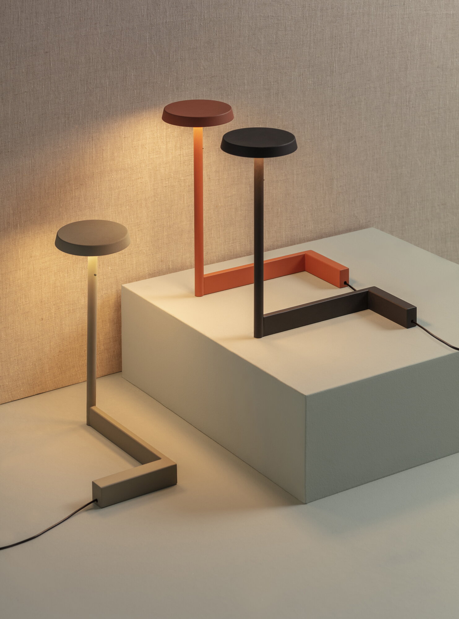 Vibia Flat 5970 table lamp, black | Finnish Design Shop