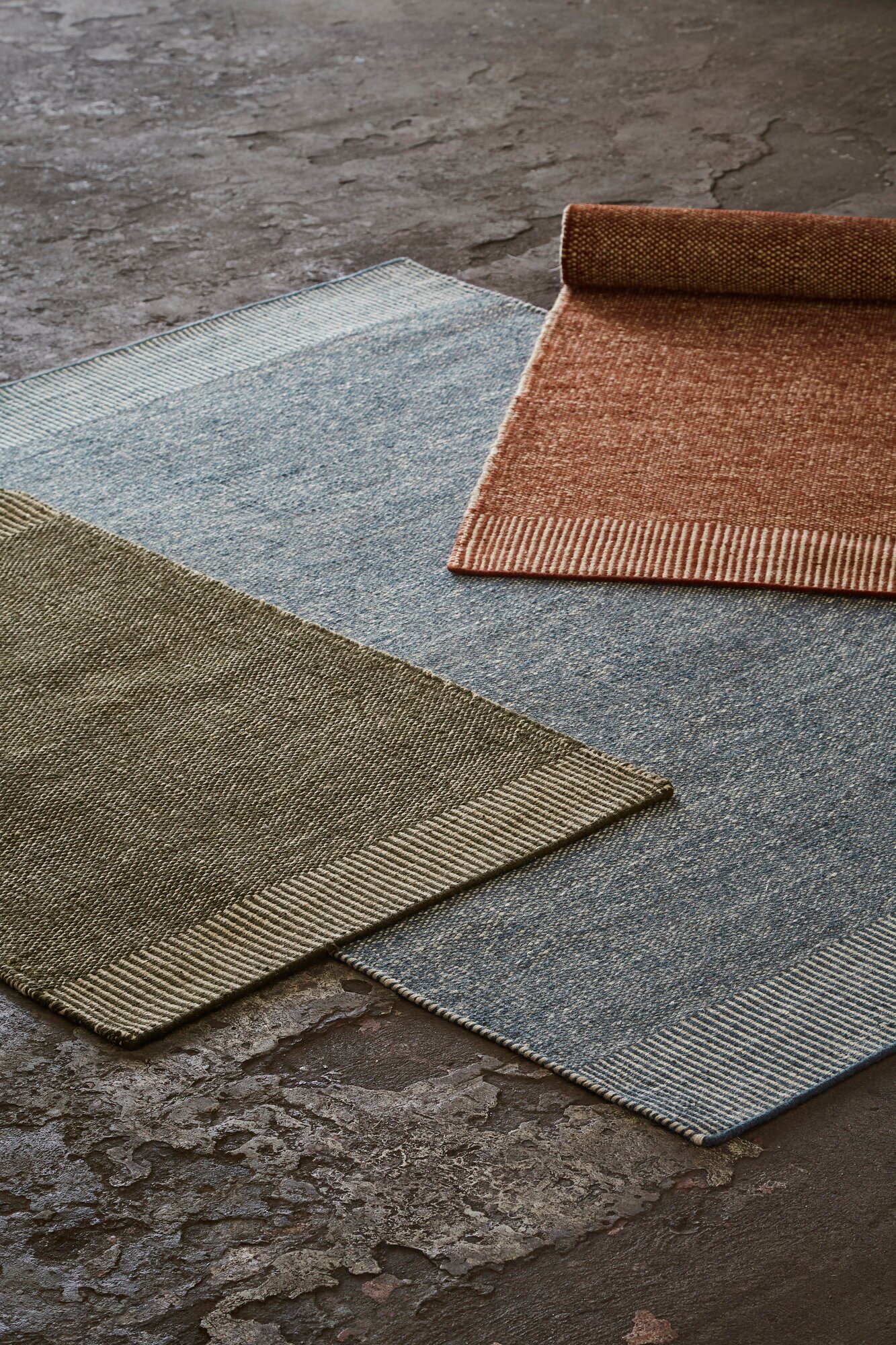Woud Rombo rug, 90 x 140 cm, grey | Finnish Design Shop