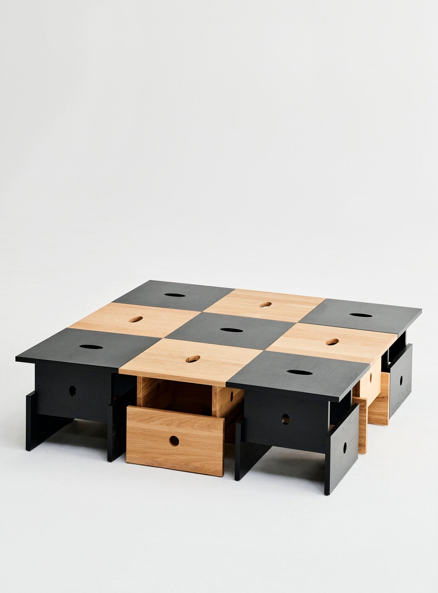 HAY Wood Box Couchtisch, Eiche schwarz lackiert | Finnish Design Shop