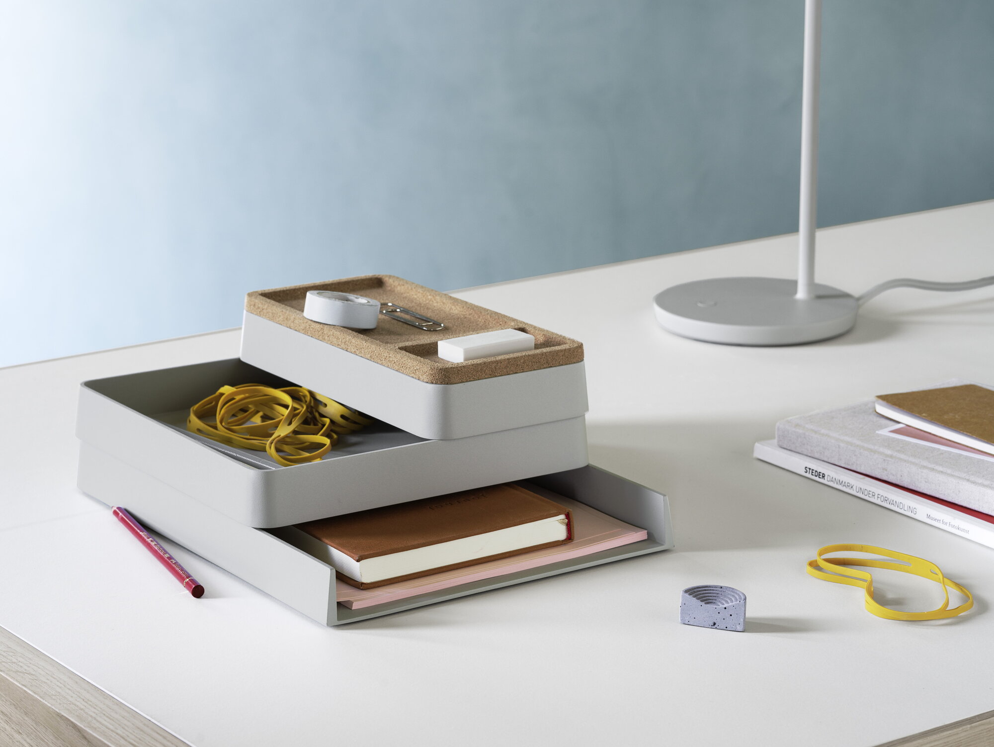 Muuto Arrange Desk Tray, 12 x 25 cm, grey | Finnish Design Shop