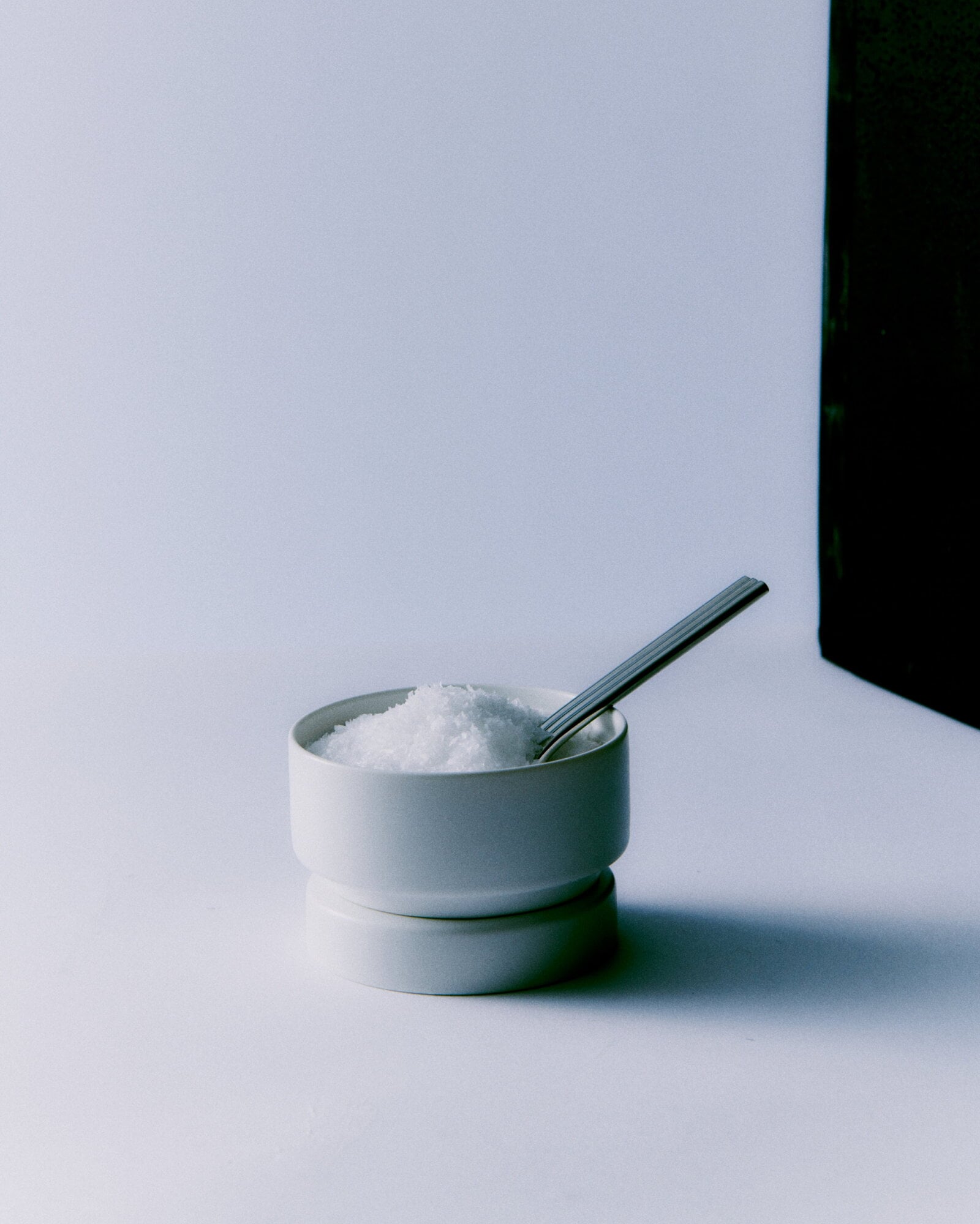 Service Projects Olive bowl, white | Finnish Design Shop