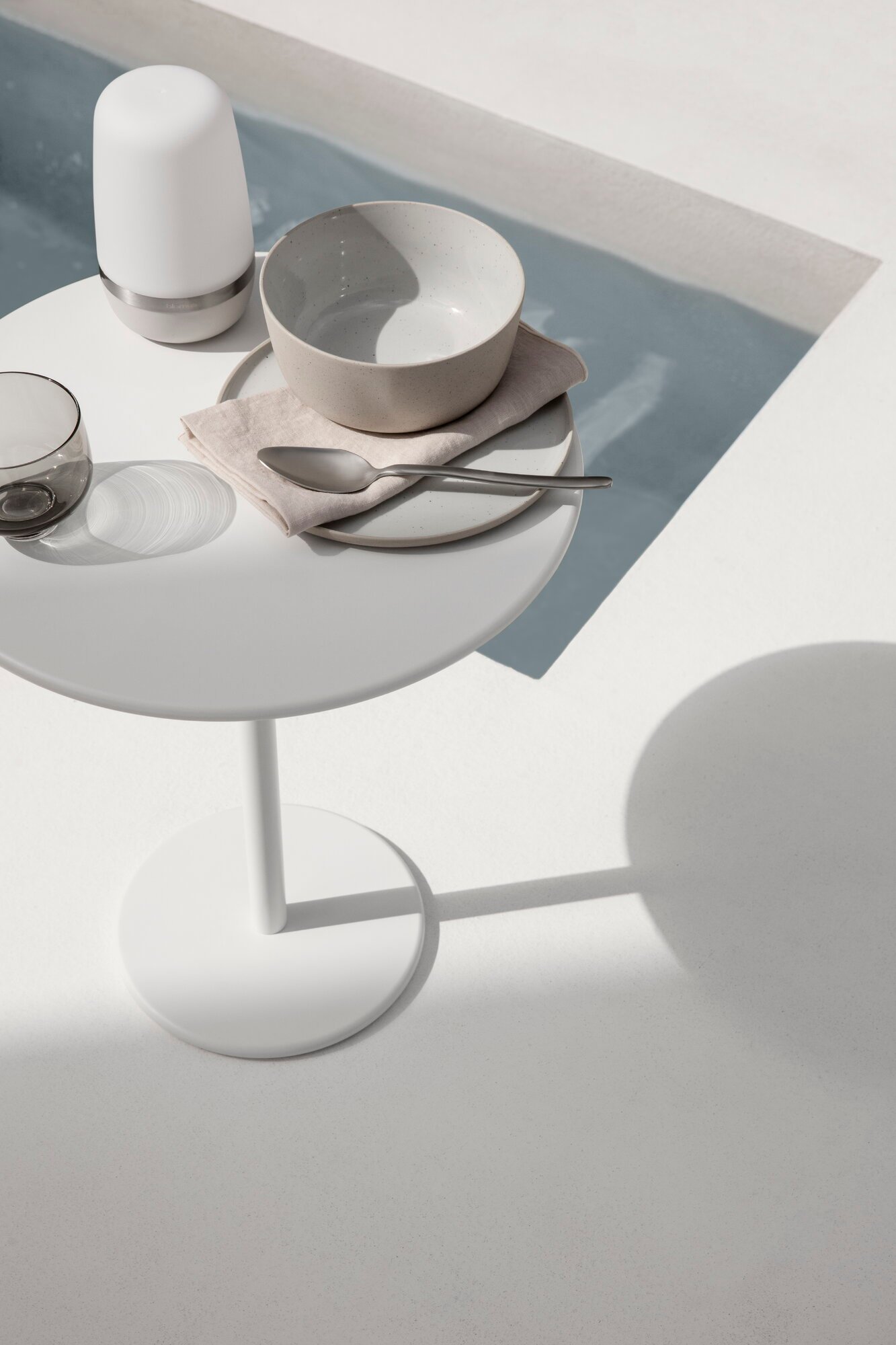 Blomus Stay Garden side table, white | Finnish Design Shop