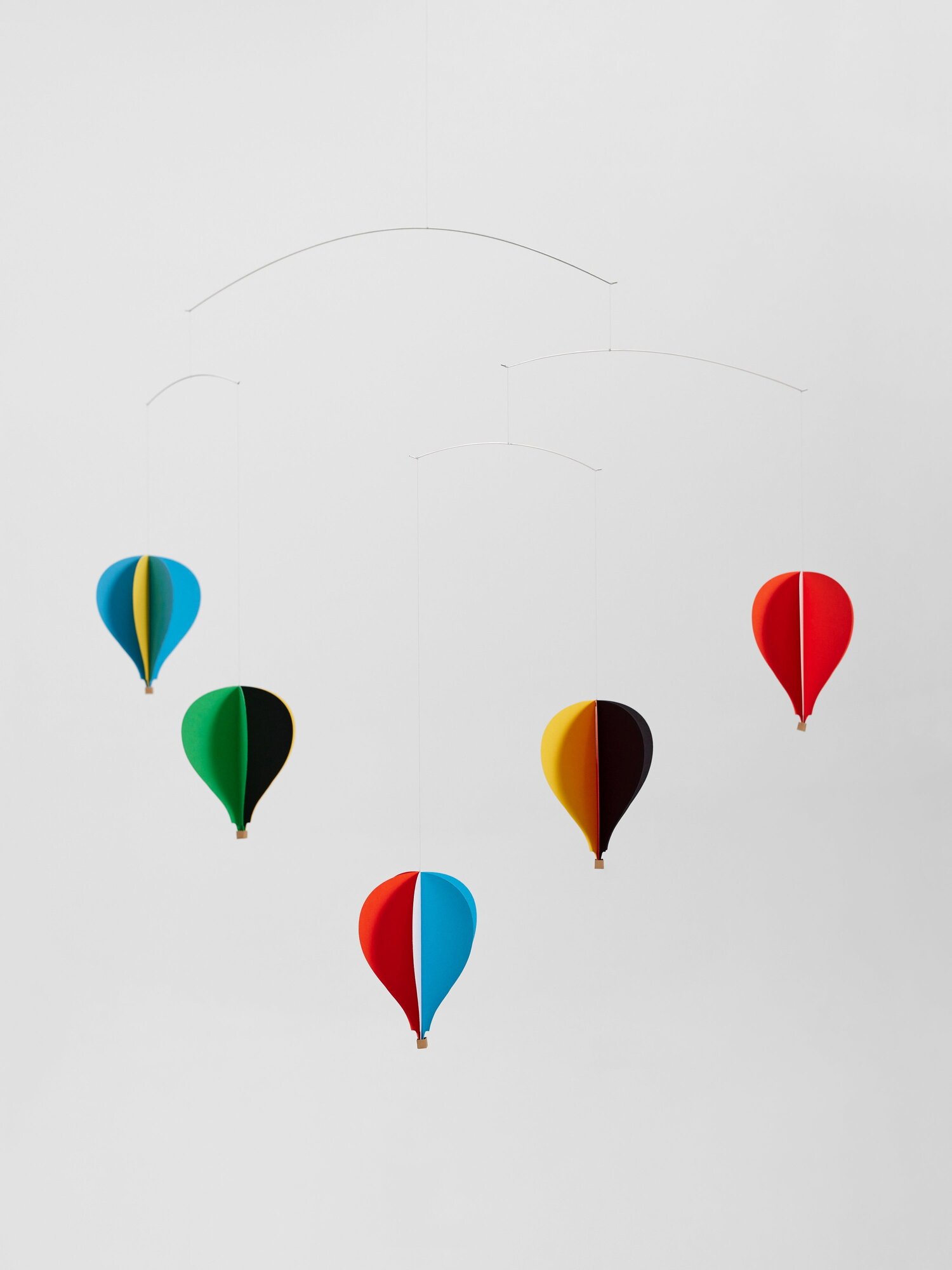 Flensted Mobiles Balloon 5 mobile | Finnish Design Shop