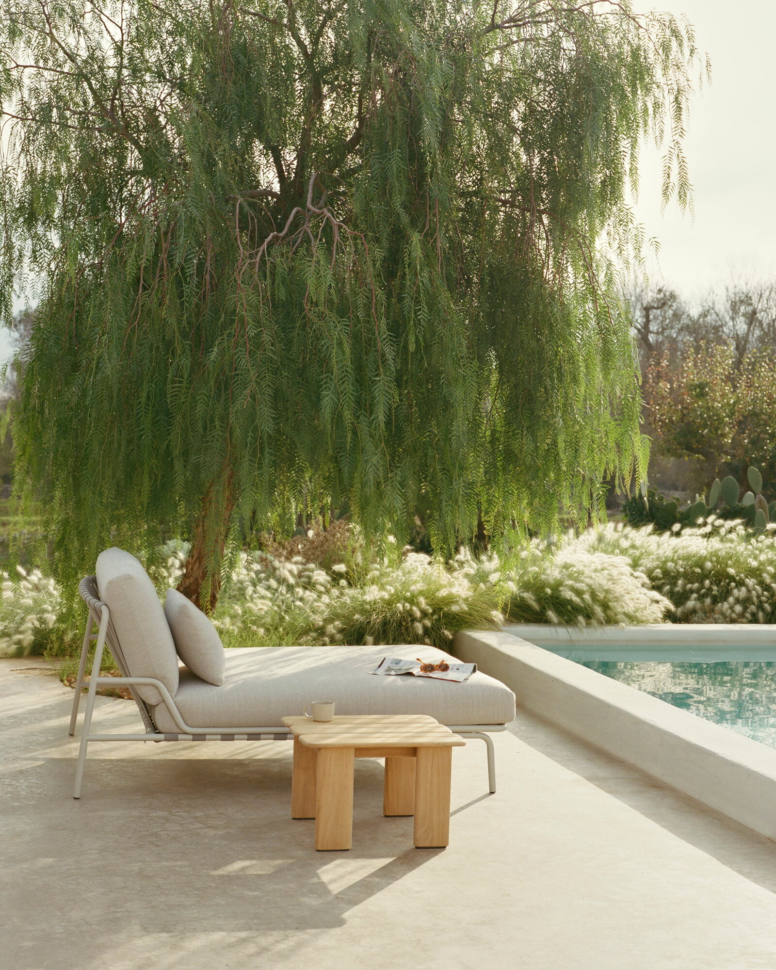 Muuto Settle Outdoor lounge bed, without armrest, Laze 1 - grey ...