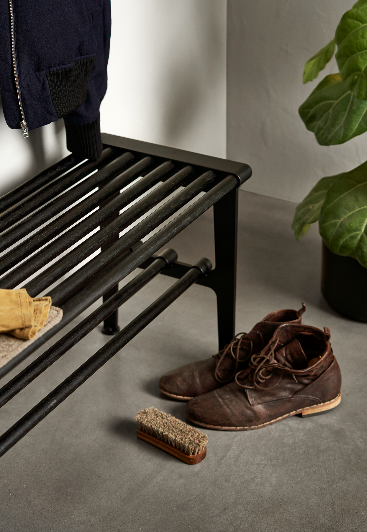 Essem Design Nostalgi bench, 100 cm, black stained oak - black ...