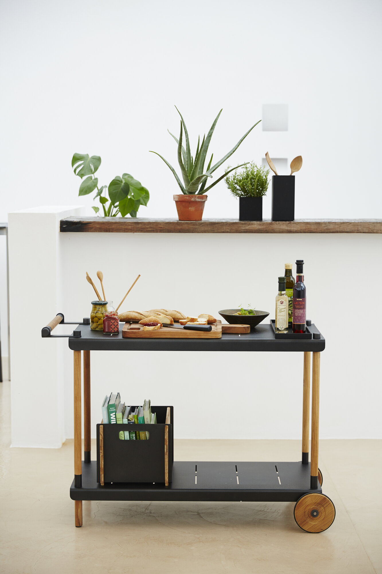 Cane-line Frame trolley, teak - lava grey | Finnish Design Shop