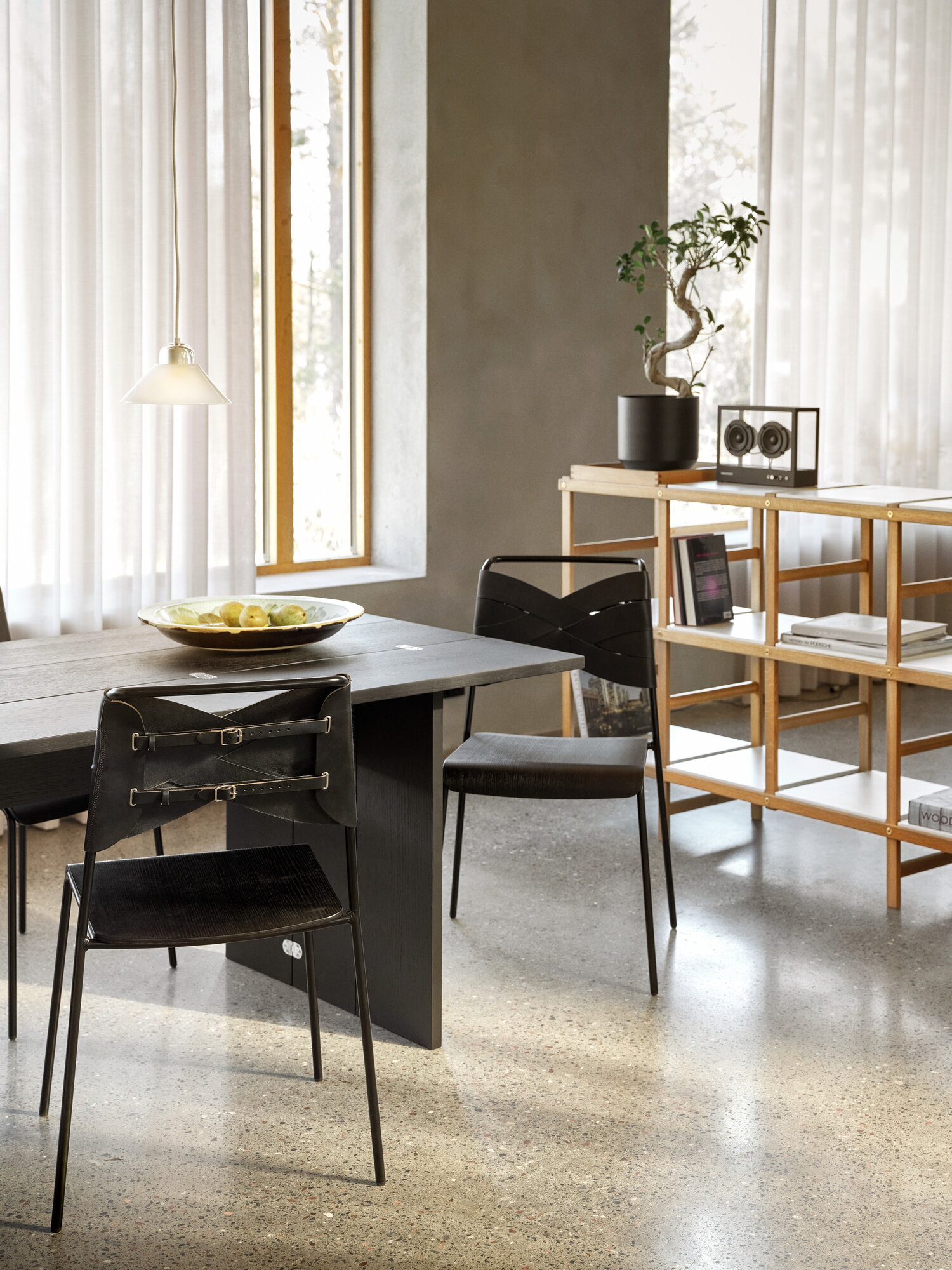 Design House Stockholm Flip table, black | Finnish Design Shop NL
