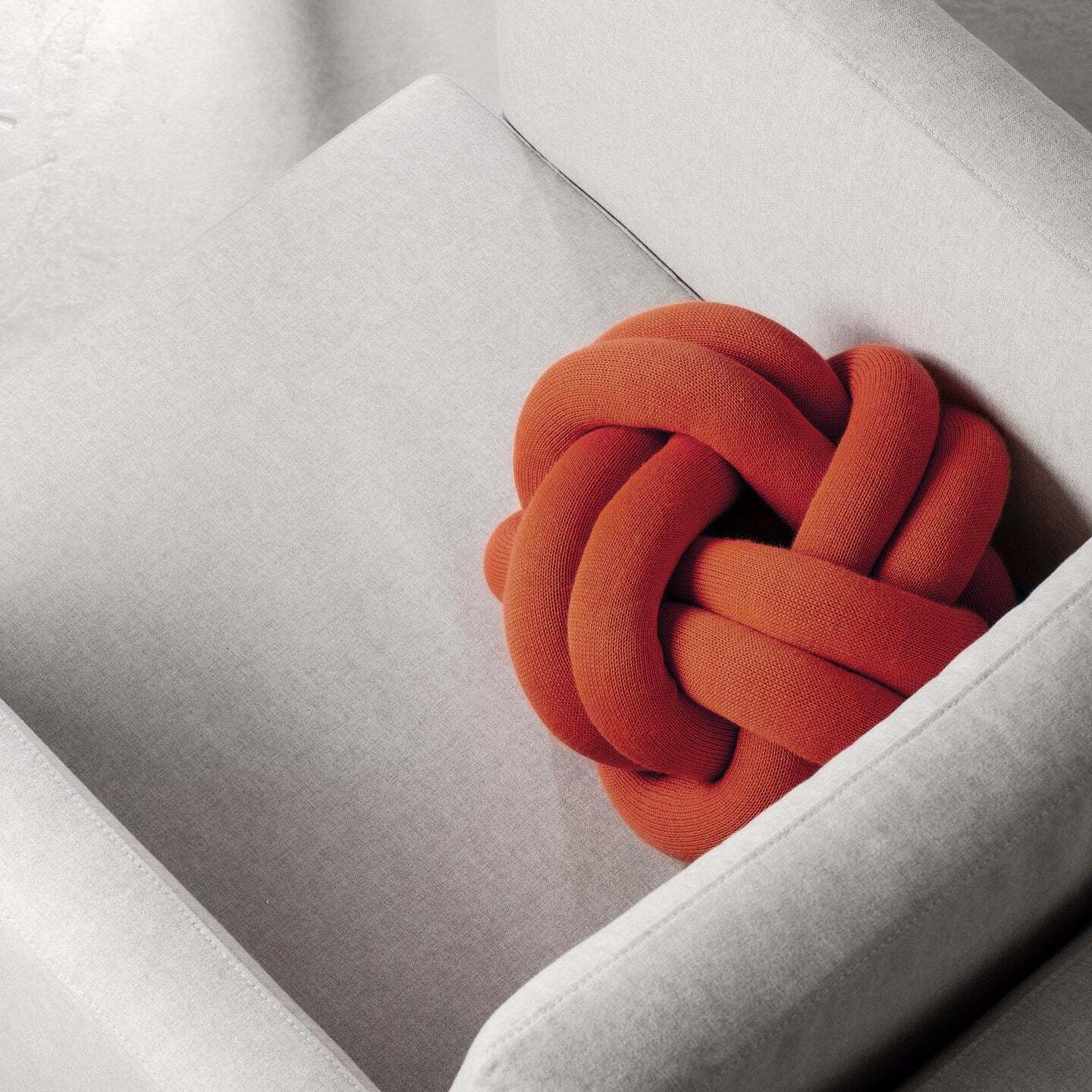 Design House Stockholm Knot cushion, orange red | Finnish Design Shop