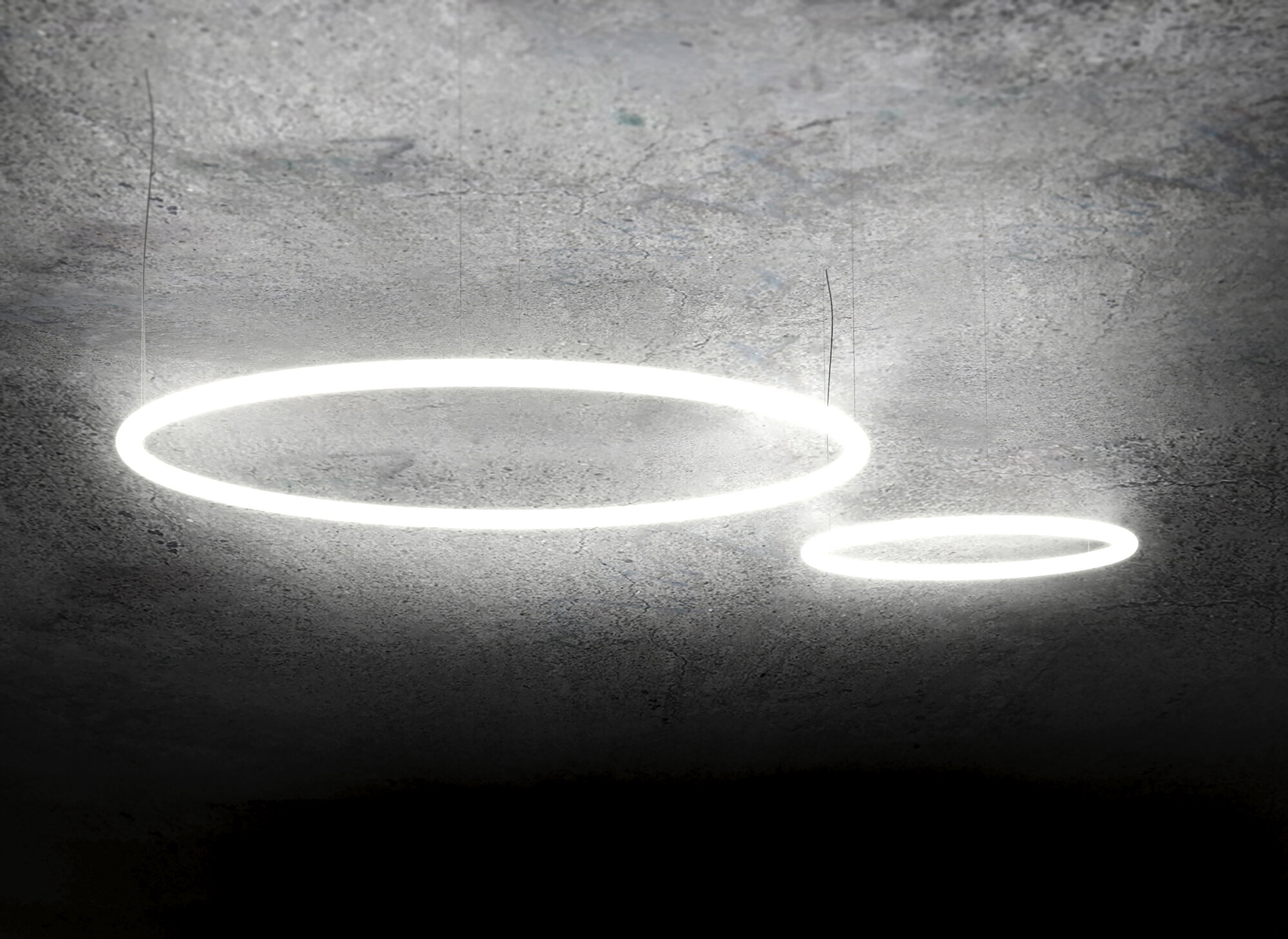 Artemide Alphabet of Light Circular wall/ceiling lamp, 90 cm, white ...
