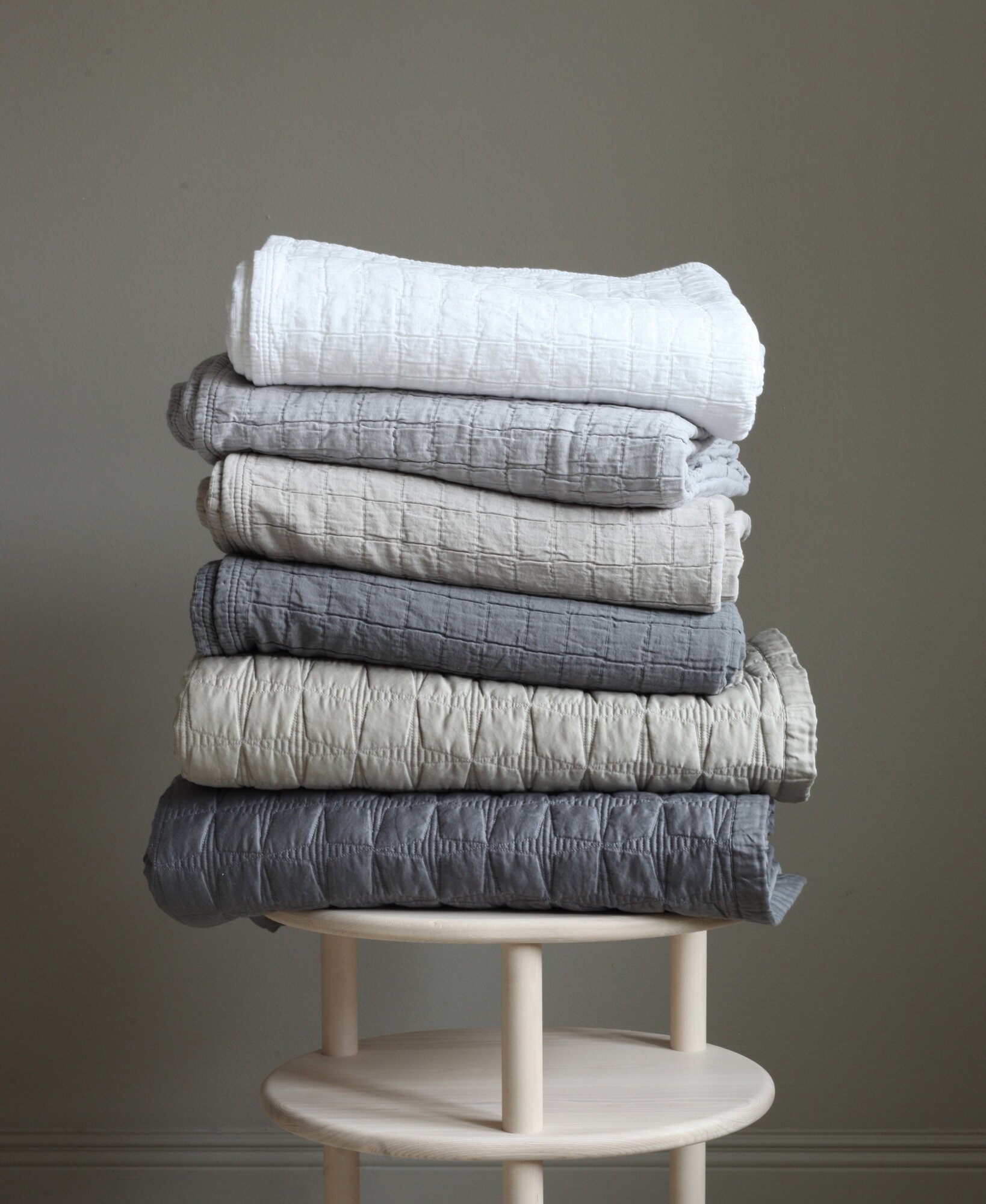 Matri Aava päiväpeitto, 200 x 260 cm, valkoinen | Finnish Design Shop