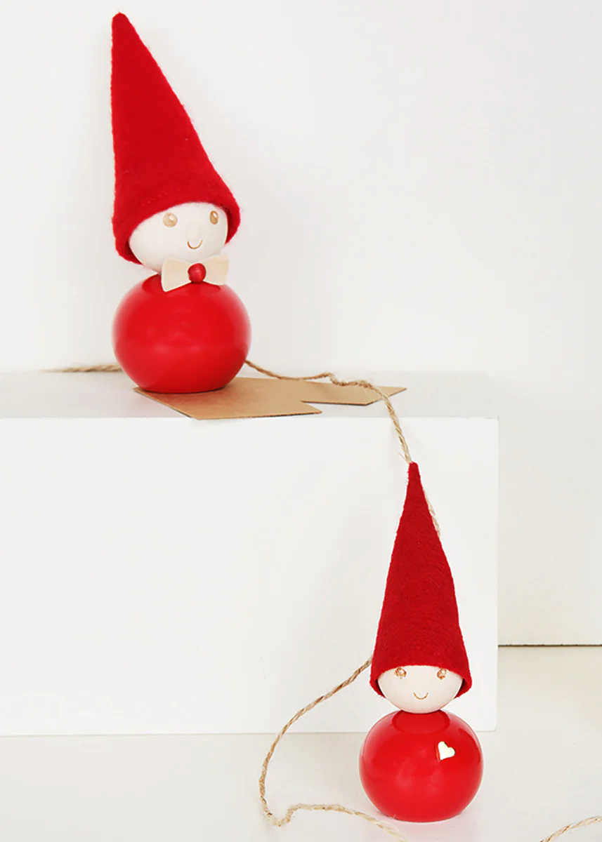 Aarikka Tonttu kultasydän, punainen - vaahtera | Finnish Design Shop