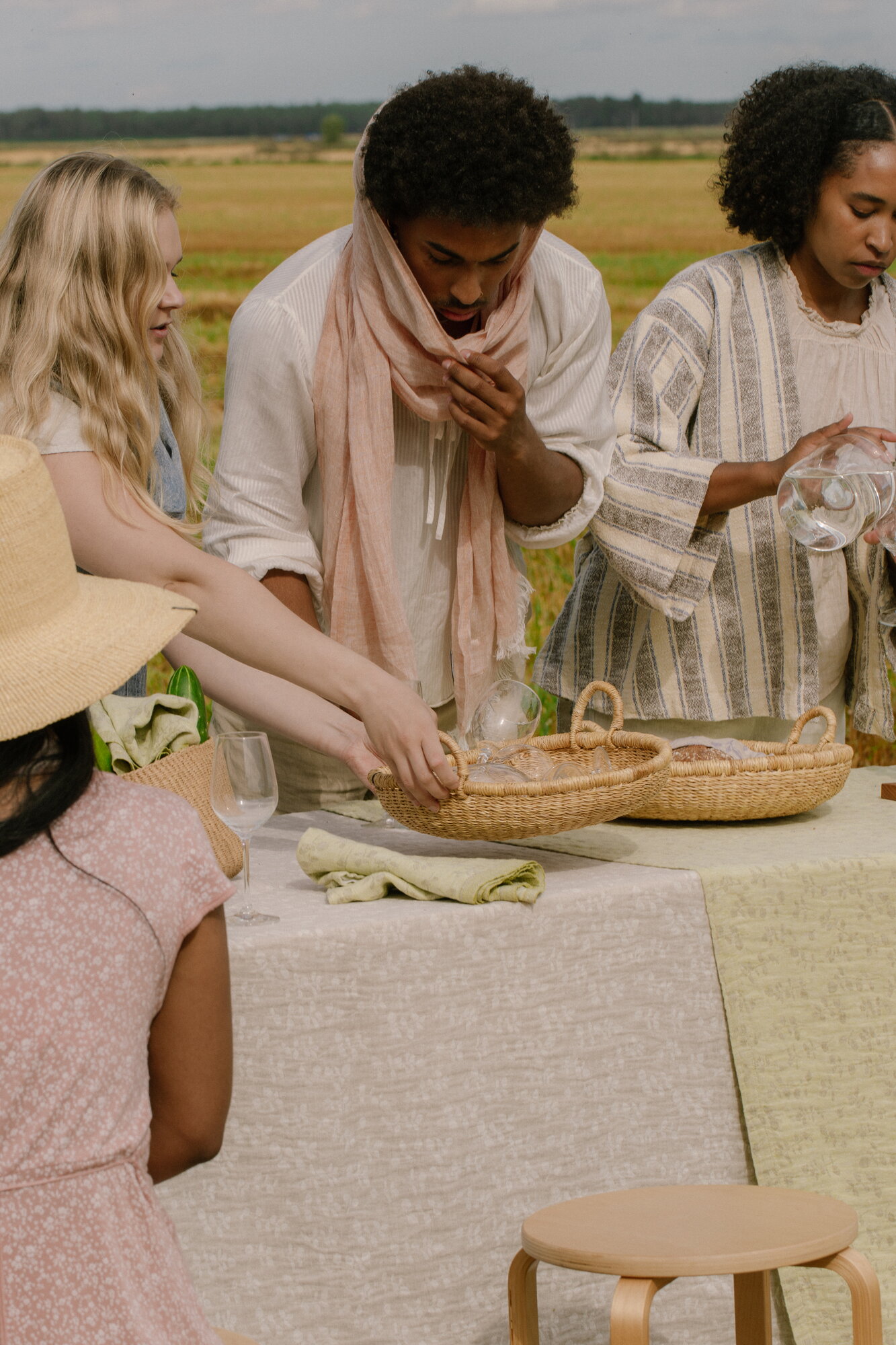 Lapuan Kankurit Meirami table cloth/throw, 145 x 260 cm, lime - olive ...