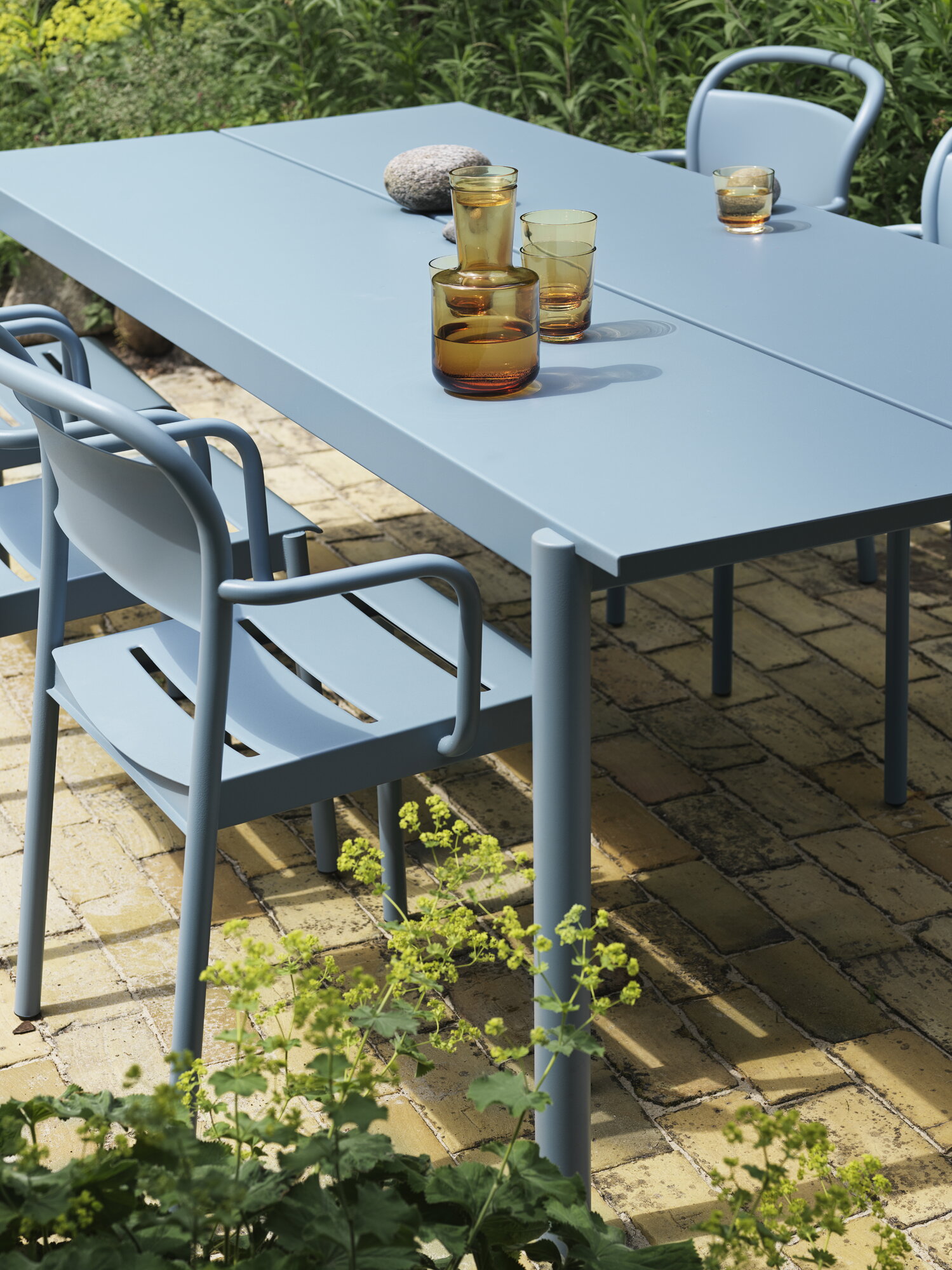 Muuto Linear Steel table, 200 x 75 cm, pale blue | Finnish Design Shop