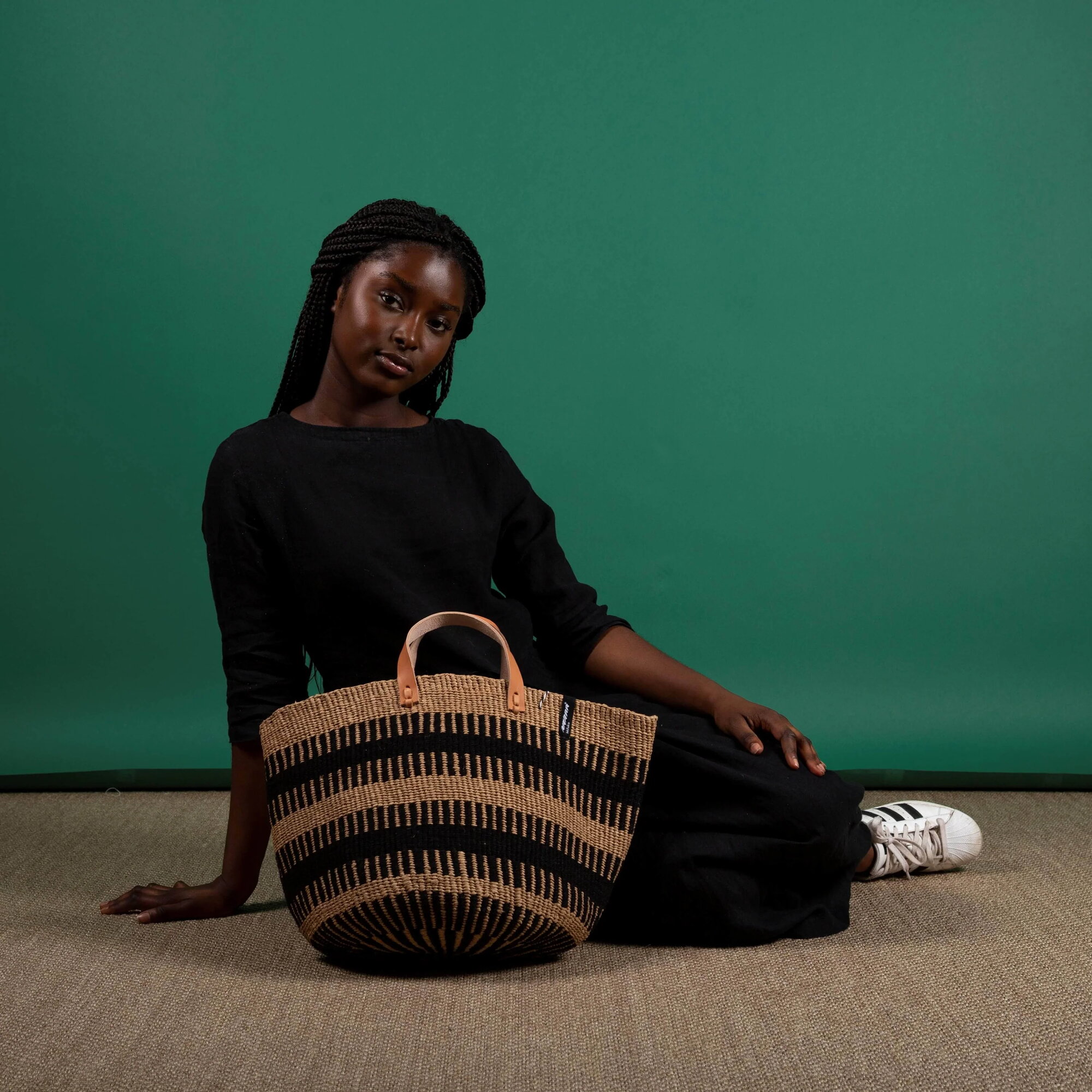 Mifuko Pamba market basket, M, black - brown | Finnish Design Shop