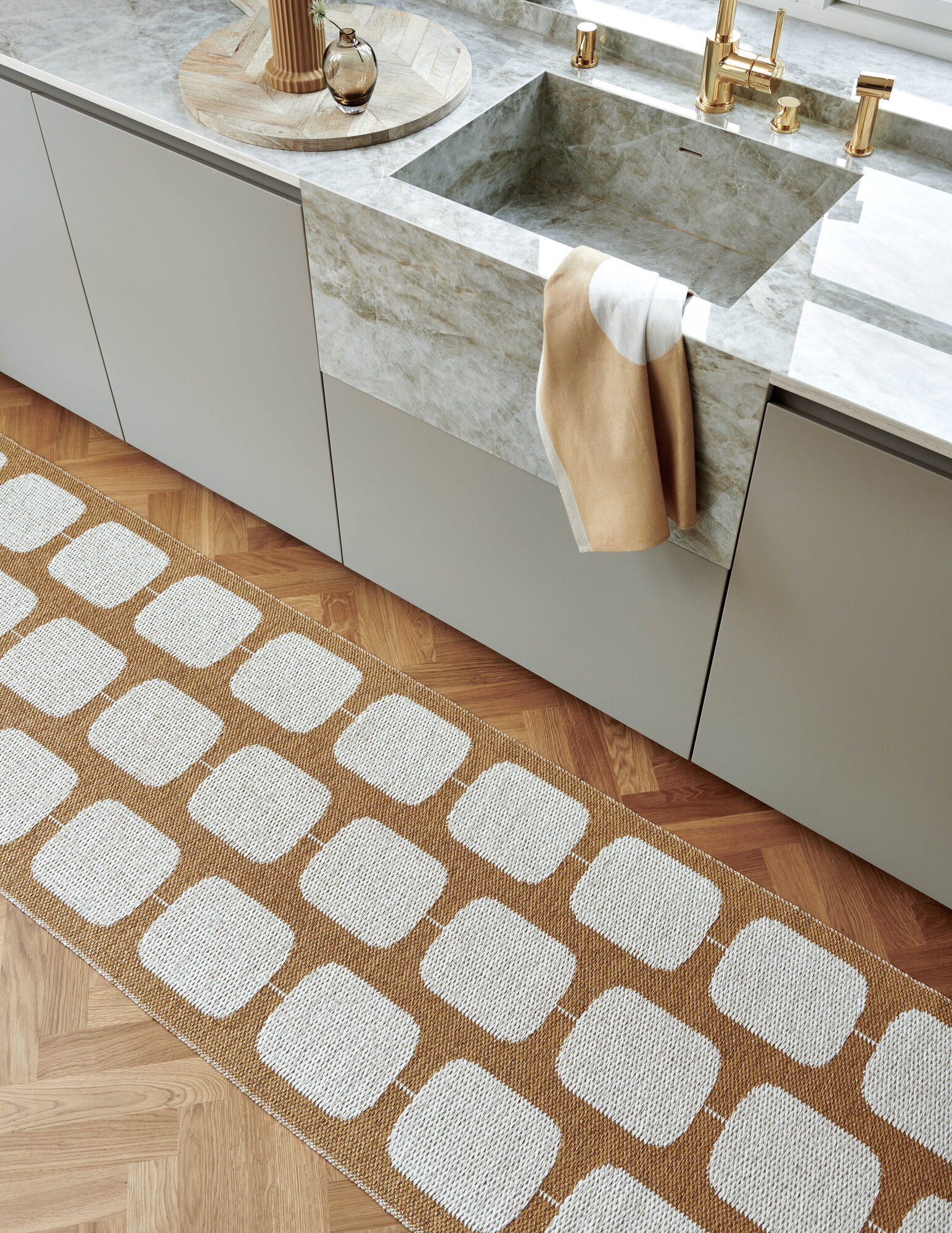 Pappelina Sten rug, 70 x 200 cm, ochre - vanilla | Finnish Design Shop