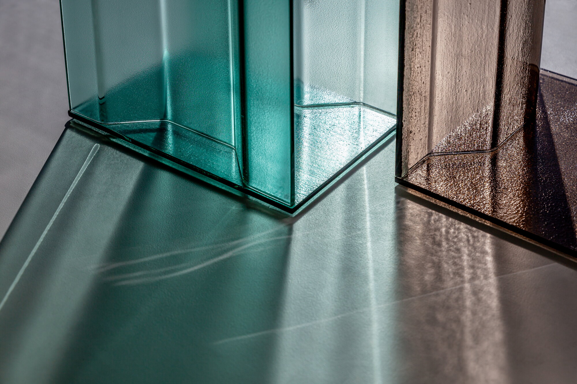 Nikari Paletto side table, 32 x 45 cm, green | Finnish Design Shop NL
