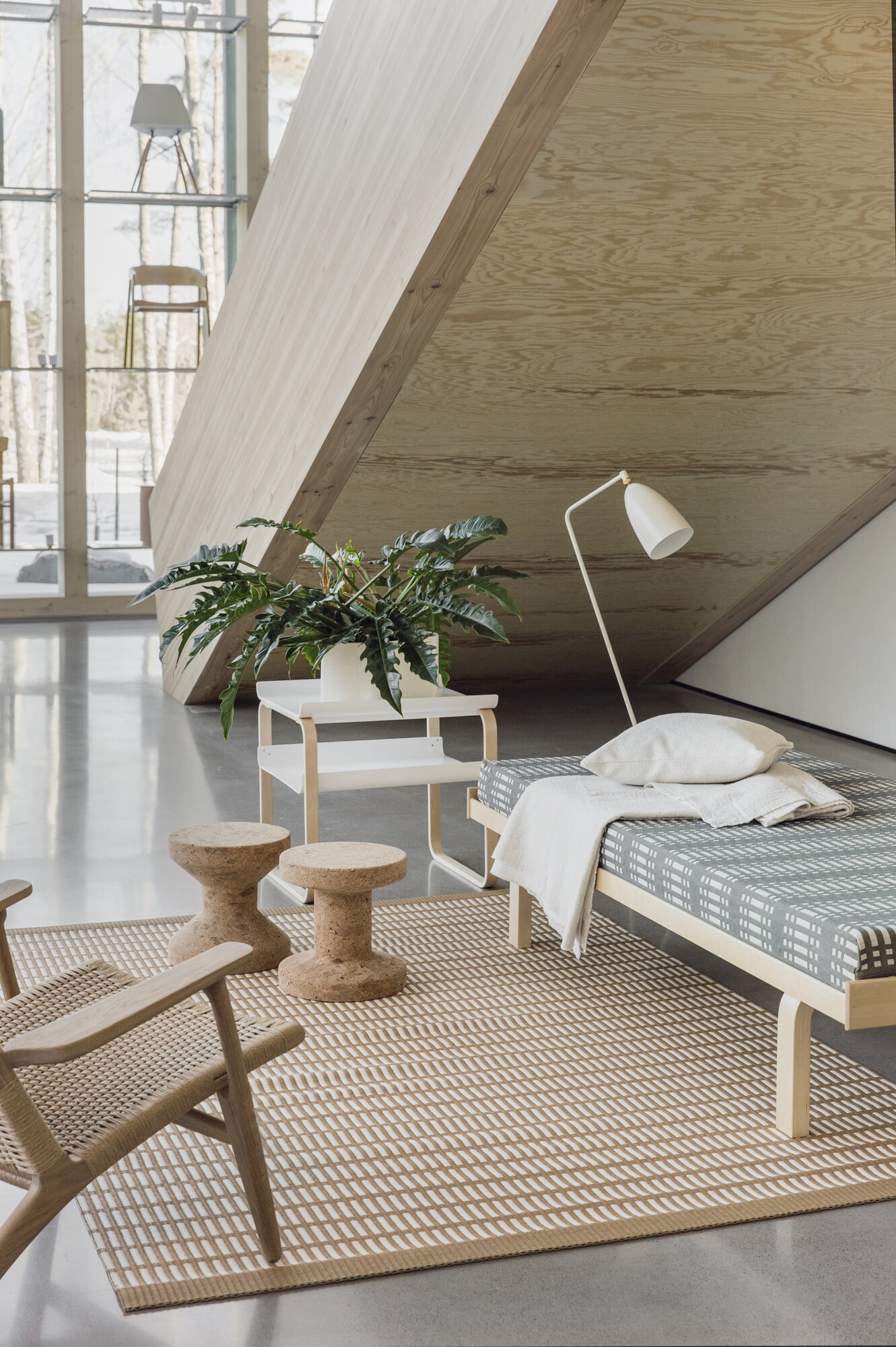 Woodnotes New York rug, natural - white | Finnish Design Shop