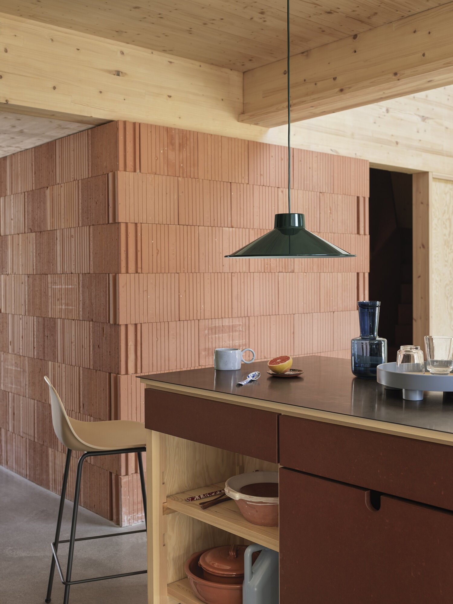 Muuto Top pendant lamp, 36 cm, dark green | Finnish Design Shop