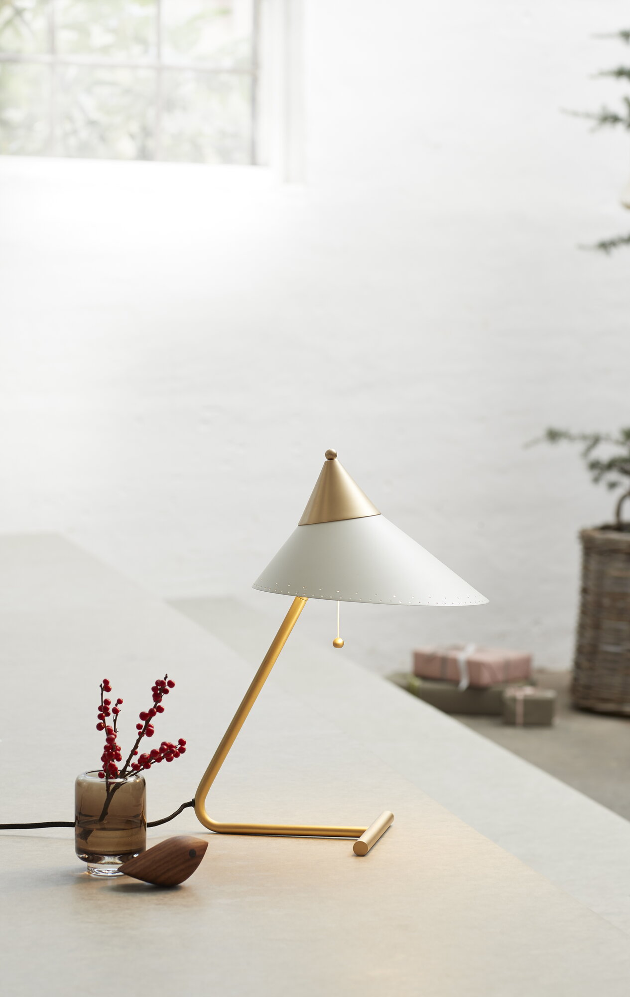 Warm Nordic Brass Top table lamp, warm white | Finnish Design Shop