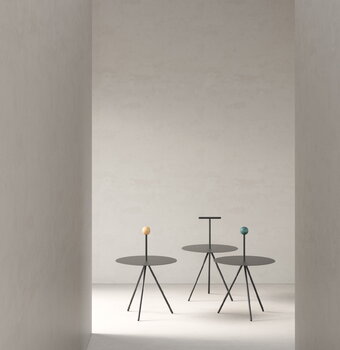 Viccarbe Trino table, black - steel handle | Finnish Design Shop