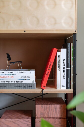 Vitra Eames & Vitra | Finnish Design Shop