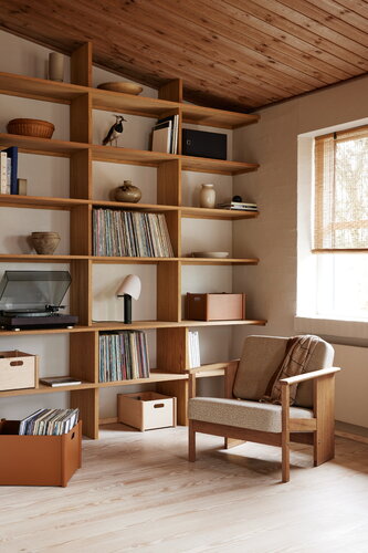 Form & Refine Pillar storage box, medium, beech | Finnish Design Shop