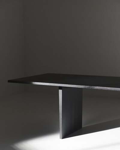 GUBI Private dining table, 320 x 100 cm, black / brown stained ash ...
