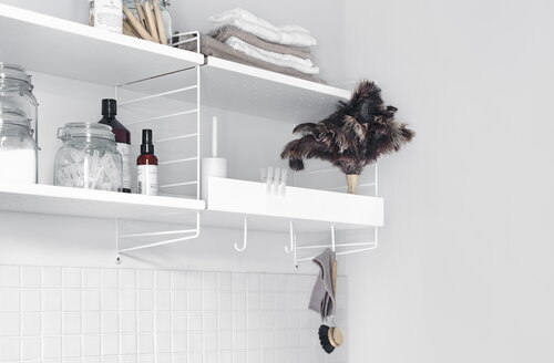 String Furniture String metal shelf, 78 x 30 cm, low, white | Finnish ...