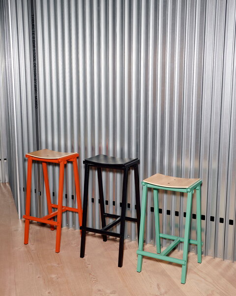 HAY Taburete 8 bar stool, high, 75 cm, signal red - lacquered oak ...