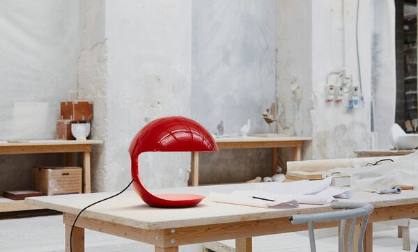 Martinelli Luce Cobra table lamp, 50 years, red | Finnish Design Shop UK