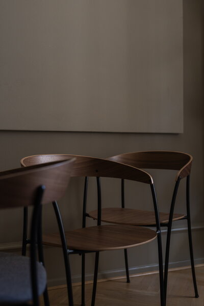 New Works Missing armchair, lacquered walnut - black | Finnish Design Shop