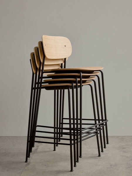 Audo Copenhagen Co Barhocker, 75,5 cm, schwarzer Stahl - Eiche ...