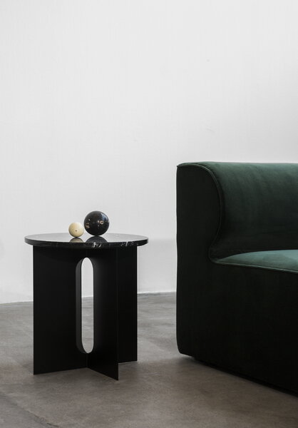 Audo Copenhagen Androgyne side table, 40 cm, black | Finnish Design Shop