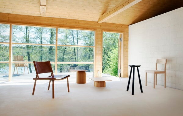 Nikari April table, low, ash | Finnish Design Shop