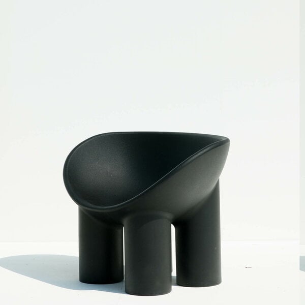 Driade Roly Poly armchair, recycled plastic, black | Finnish Design Shop