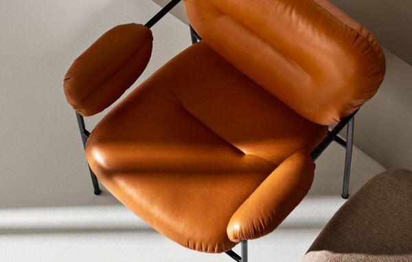 Fogia Bollo chair, cognac leather - black | Finnish Design Shop