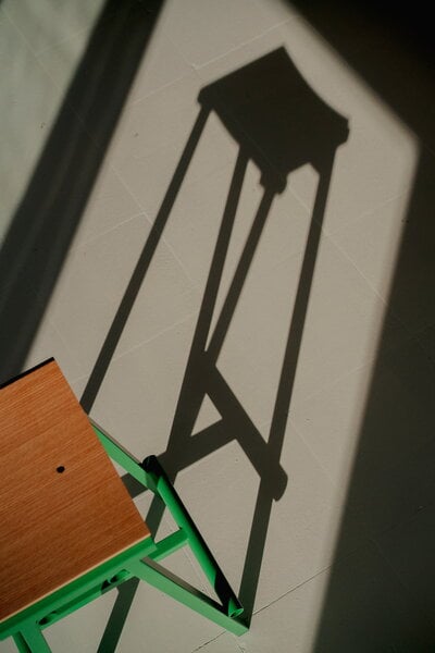 HAY Taburete 8 bar stool, low, 65 cm, soft jade - lacquered oak ...