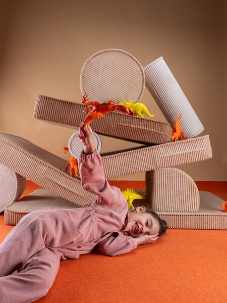 Wigiwama Flip chair nojatuoli, brown sugar | Finnish Design Shop