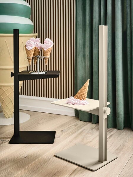 String Furniture Museum side table, beige | Finnish Design Shop