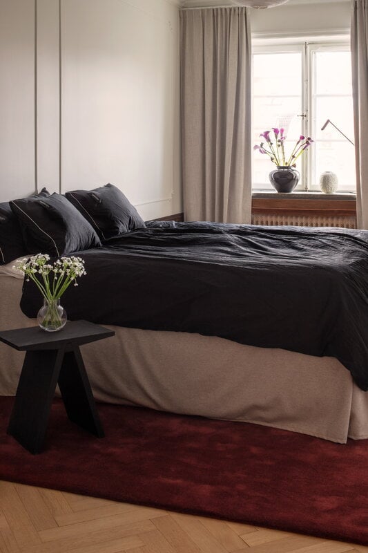 LAYERED Solid wool rug, ruby red | Finnish Design Shop